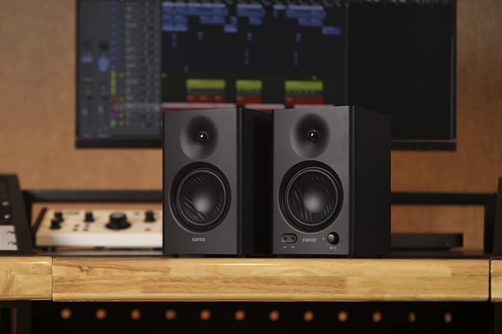 Edifier MR4の口コミ・評判、レビュー、PreSonus Eris E3.5との比較・違い